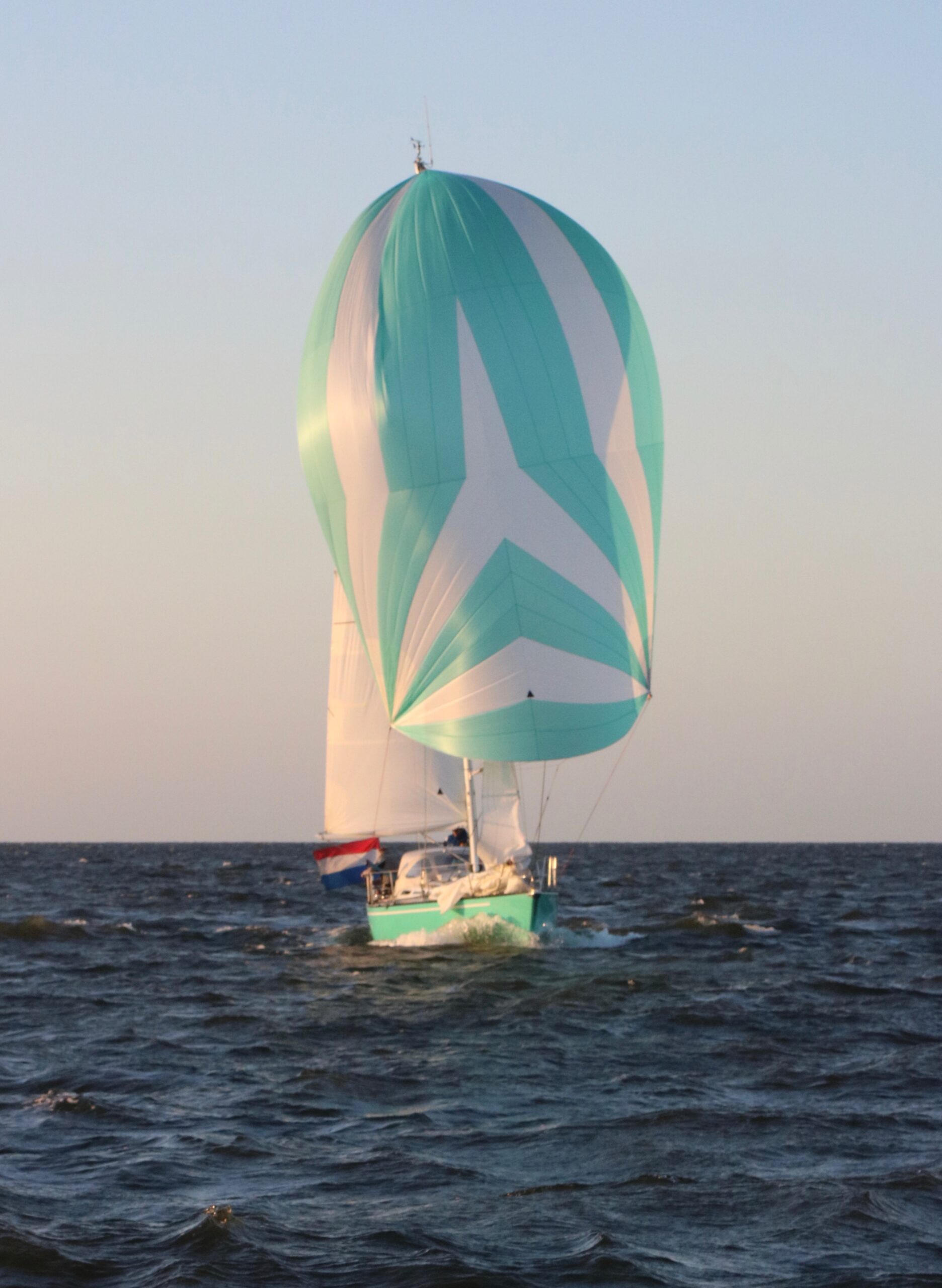 Zeilmakerij Zwaan Sails - Zwaansails